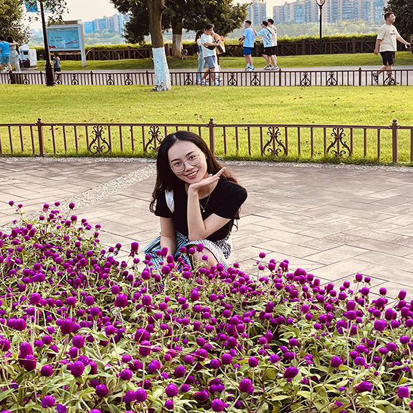 About me - Yu Cheng About me - Yu Cheng